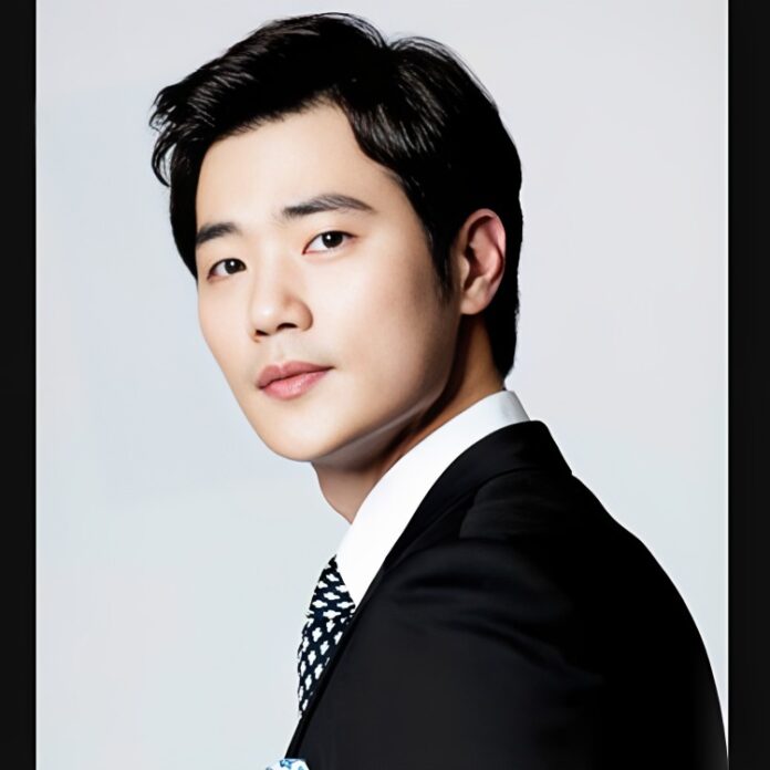 The Early Life of Han Moo Yeong: From Childhood to Adulthood